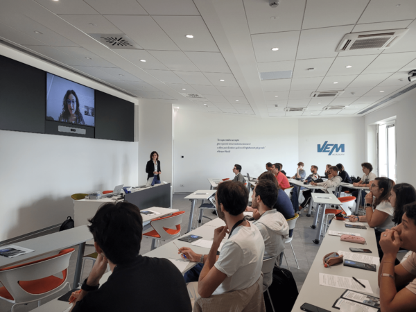 VEM Sistemi lancia il corso Laboratorio di Sistemi embedded e IoT